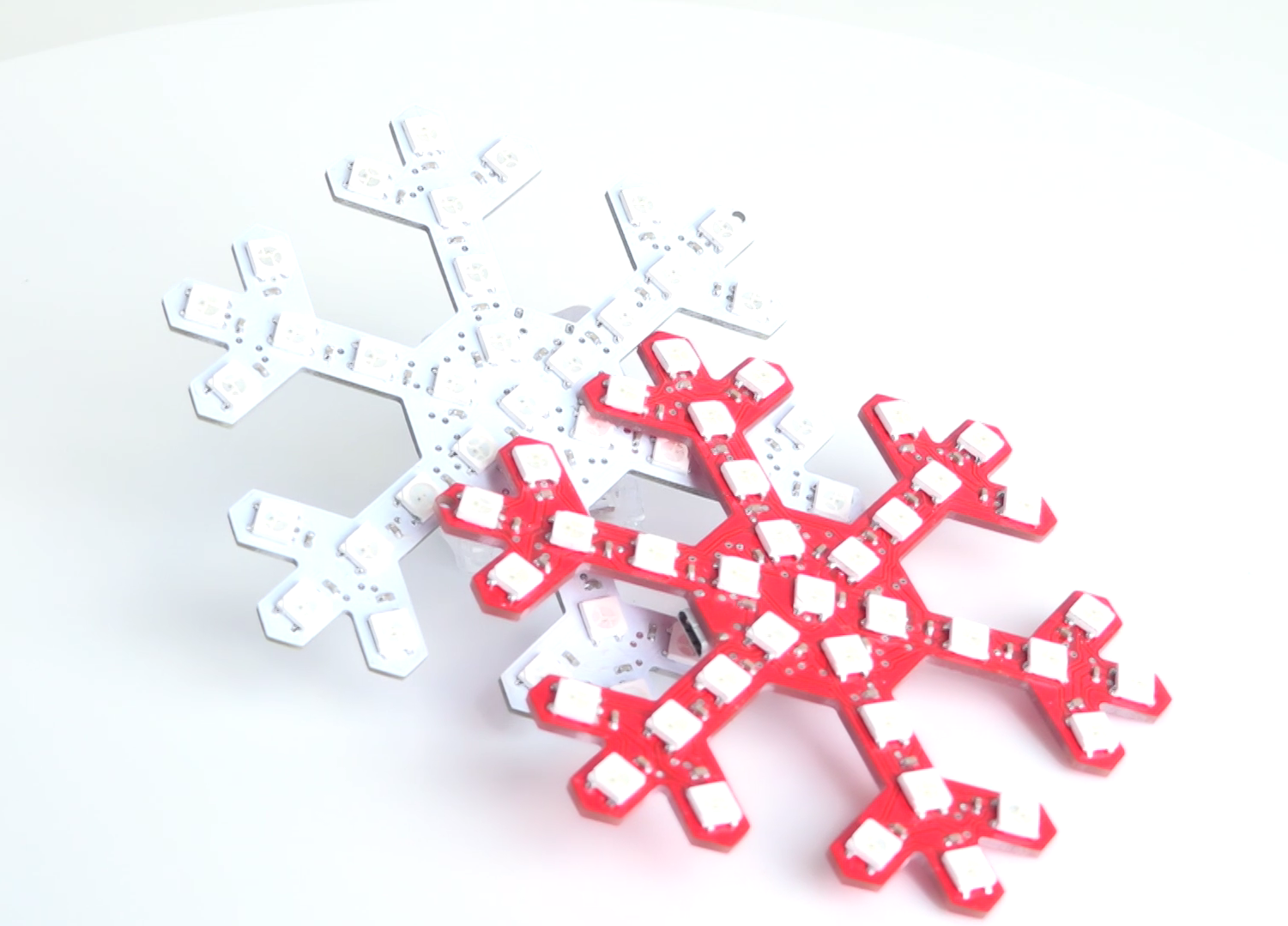 Programmable LED snowflake – IoT Guru Blog